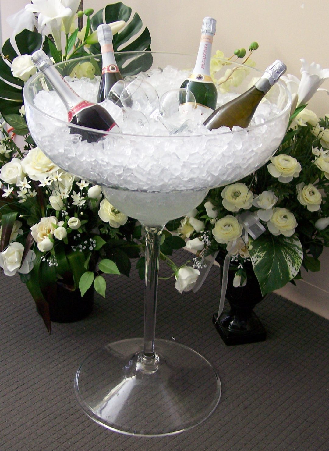 Giant Cocktail Glasses - Juke n Jive Party Supplies